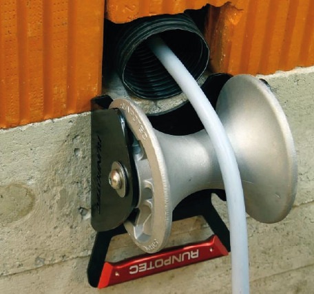 CABLE GUIDE ROLLER - SHAFT - Advanced Process Engineering